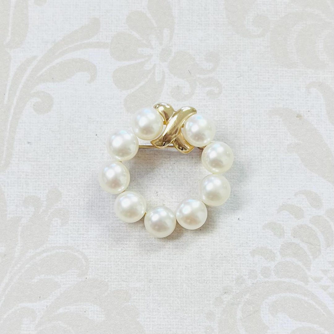 14K Gold Estate Pearl Circle Pin - Etsy