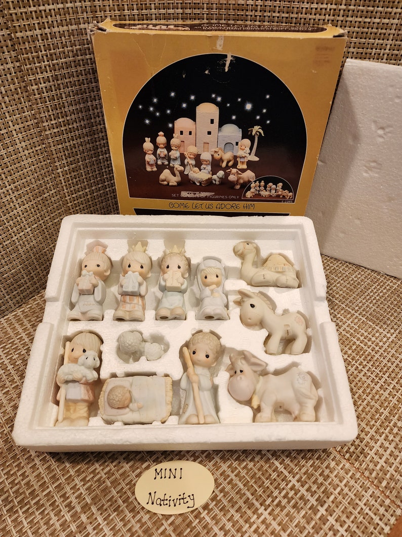 Vintage Precious Moments Porcelain Miniature Figurines 11 Pc - Etsy