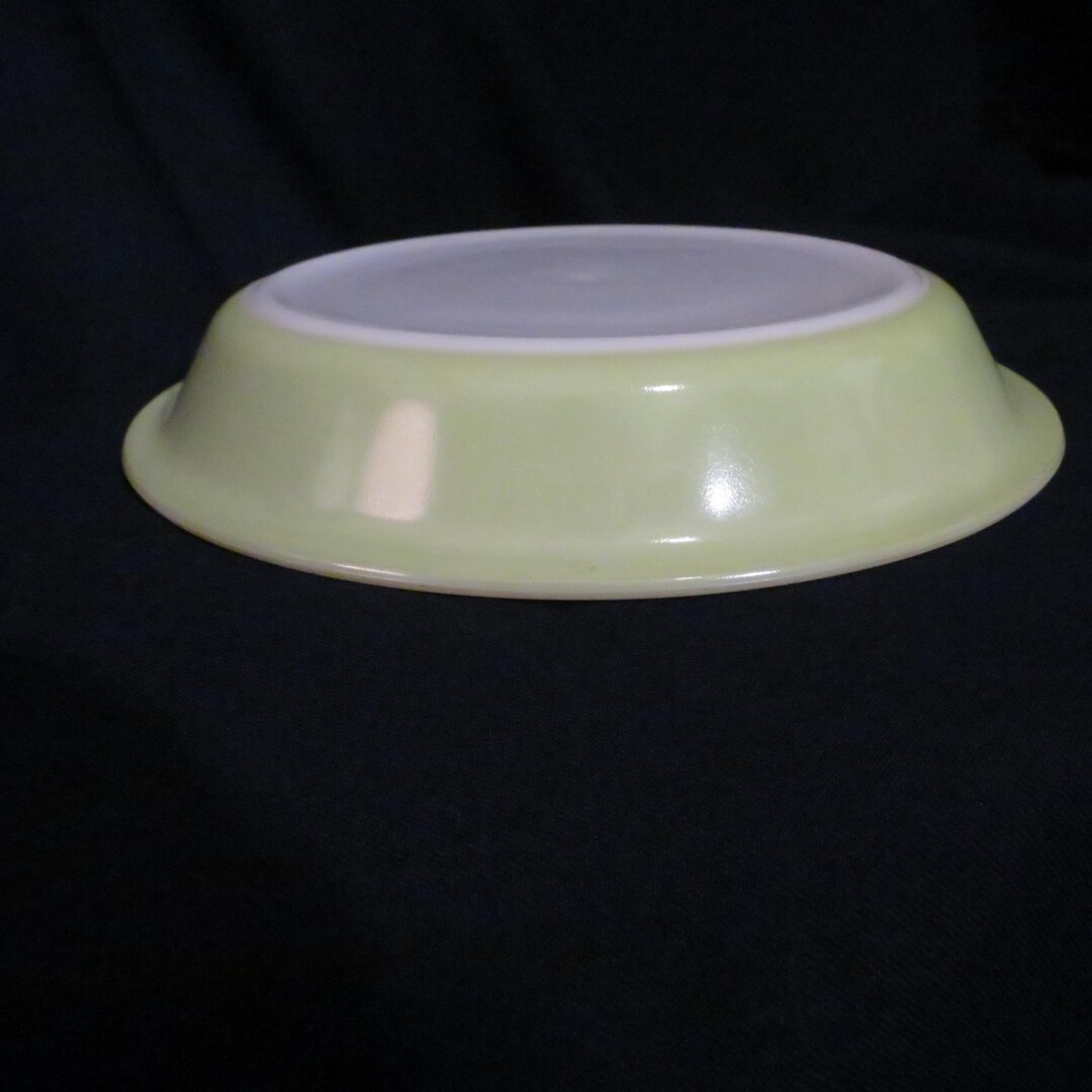 Pyrex 9 Inch Lime Green Pie Plate Number 909 - Etsy