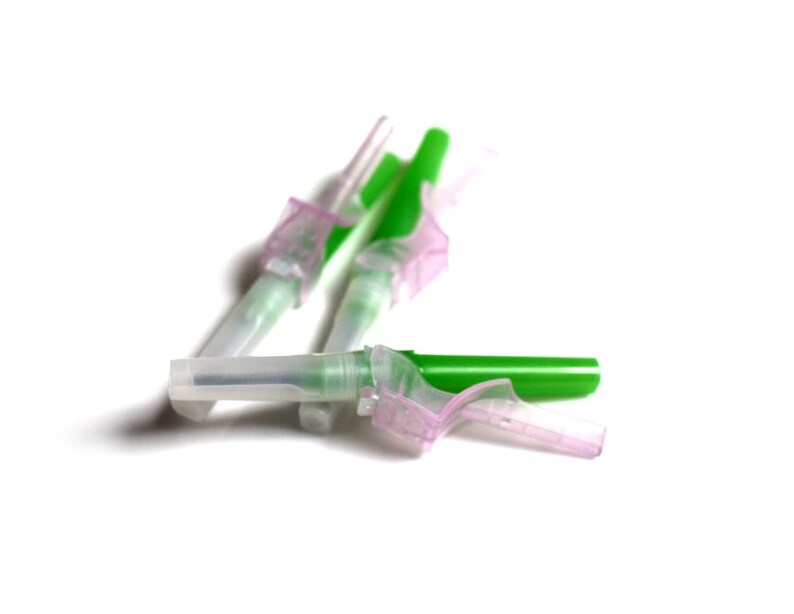 BD Vacutainer Eclipse Blood Collection Needle 21G Green 48 - Etsy Singapore