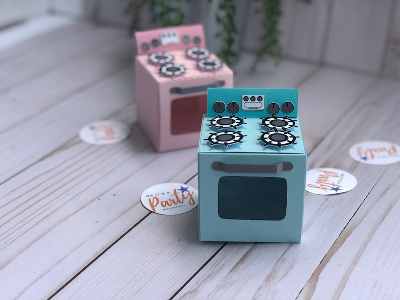 Bun in the Oven Favor Box: Baby Shower Cupcake Party Favors - Etsy