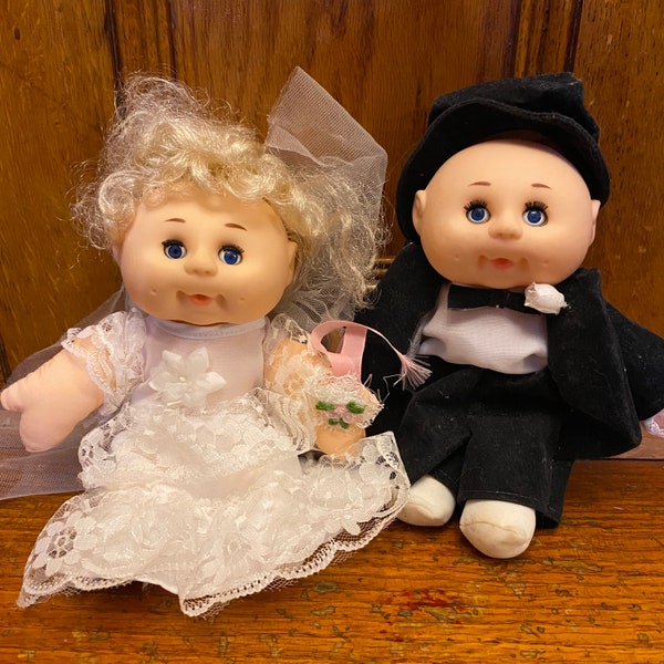 Uneeda Doll Co - Etsy