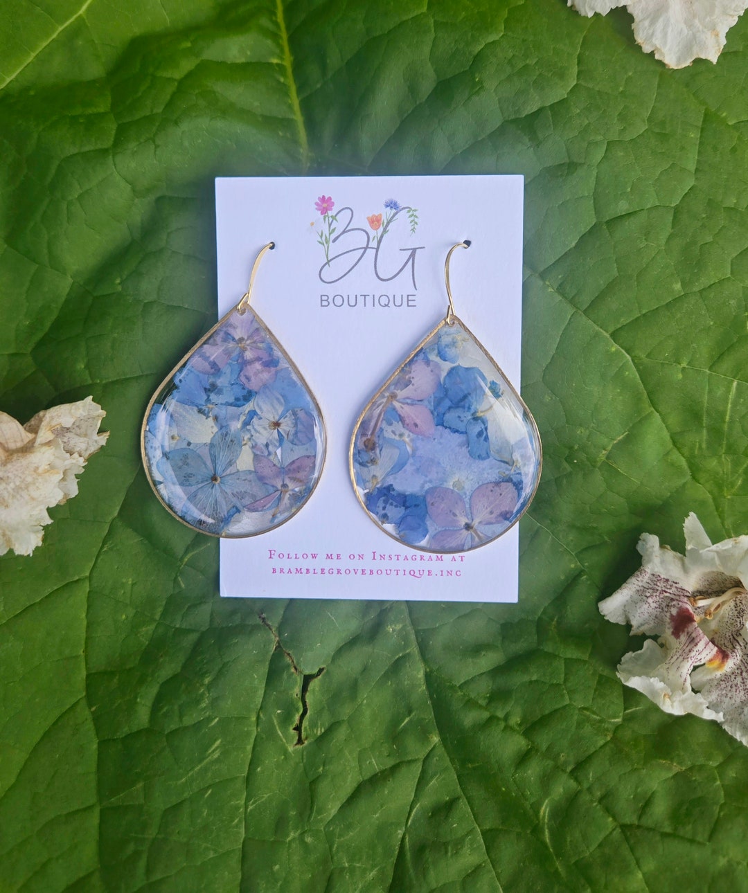 Handmade Real Pressed Blue Hydrangea Bush Botanical Earrings | Gardener ...