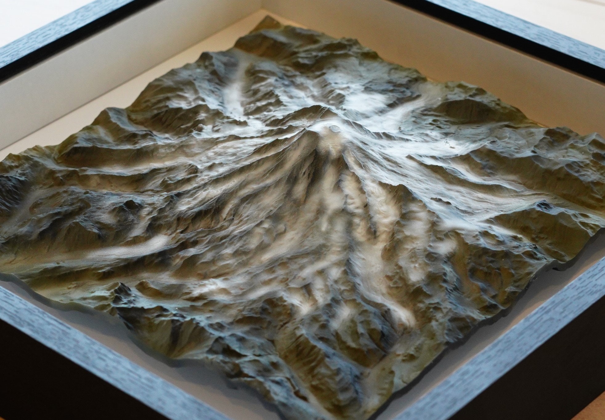 Mount Rainier Hand Painted Model - Etsy