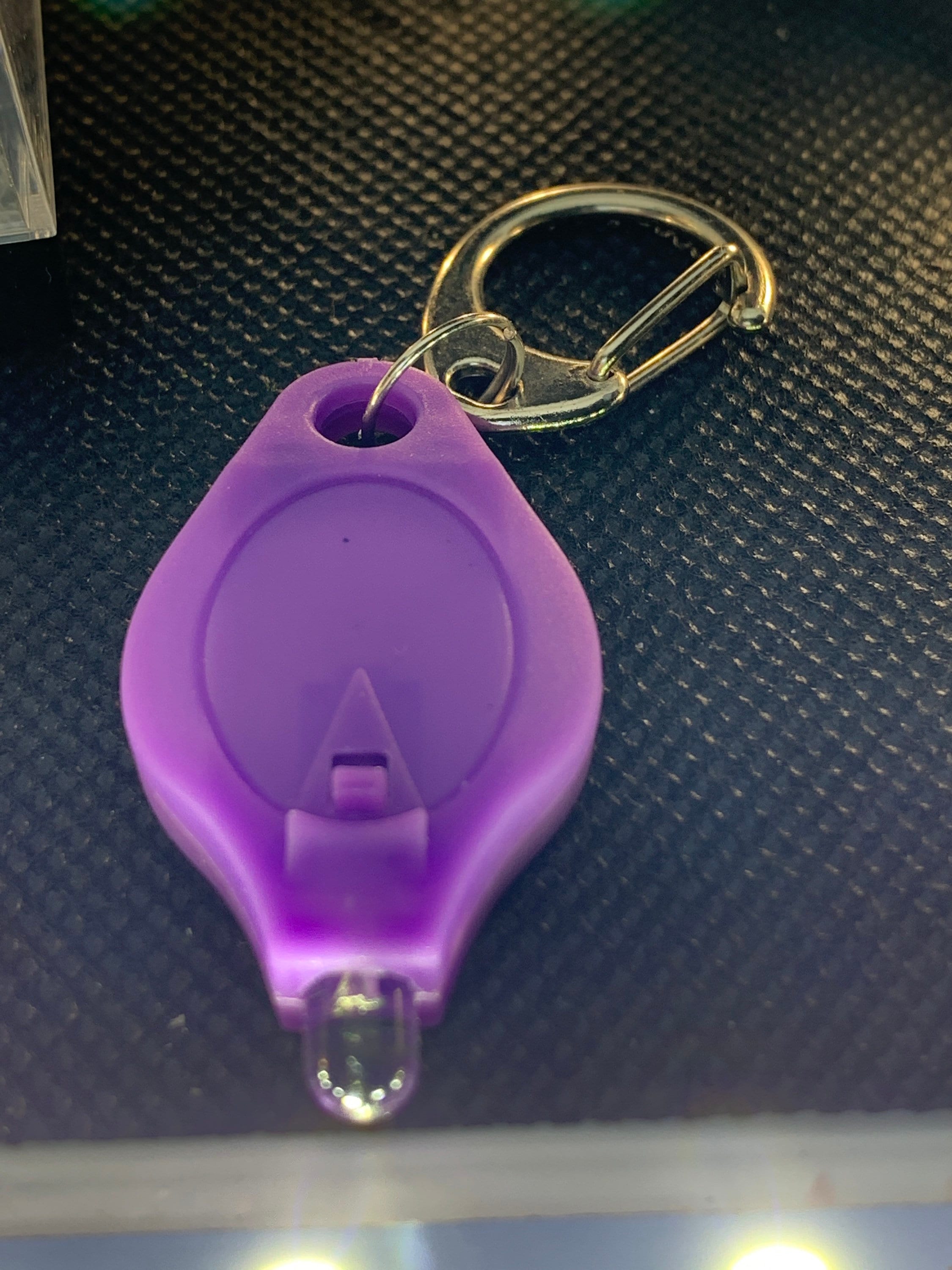 Fluorescent Hackmanite Glow and Tenebrescence Included UV - Etsy