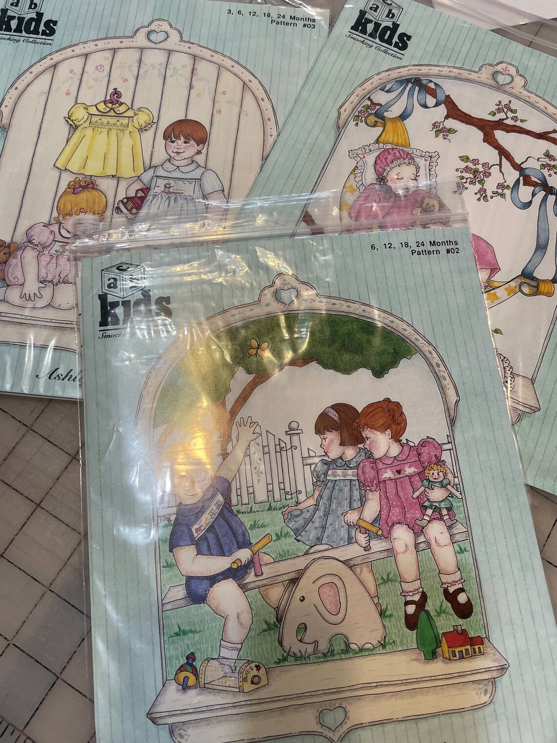 Crosseyed Cricket Crabs Ahoy Smocking Plate - Etsy