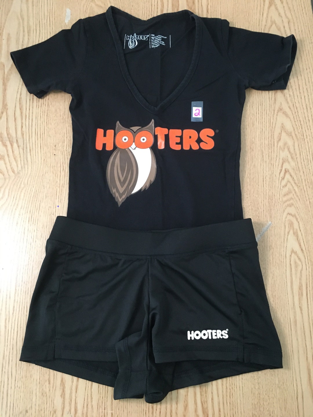 B71 2 Hooters Girl Worn Super Sexy Uniform Short Sleeve V-neck Tee and ...