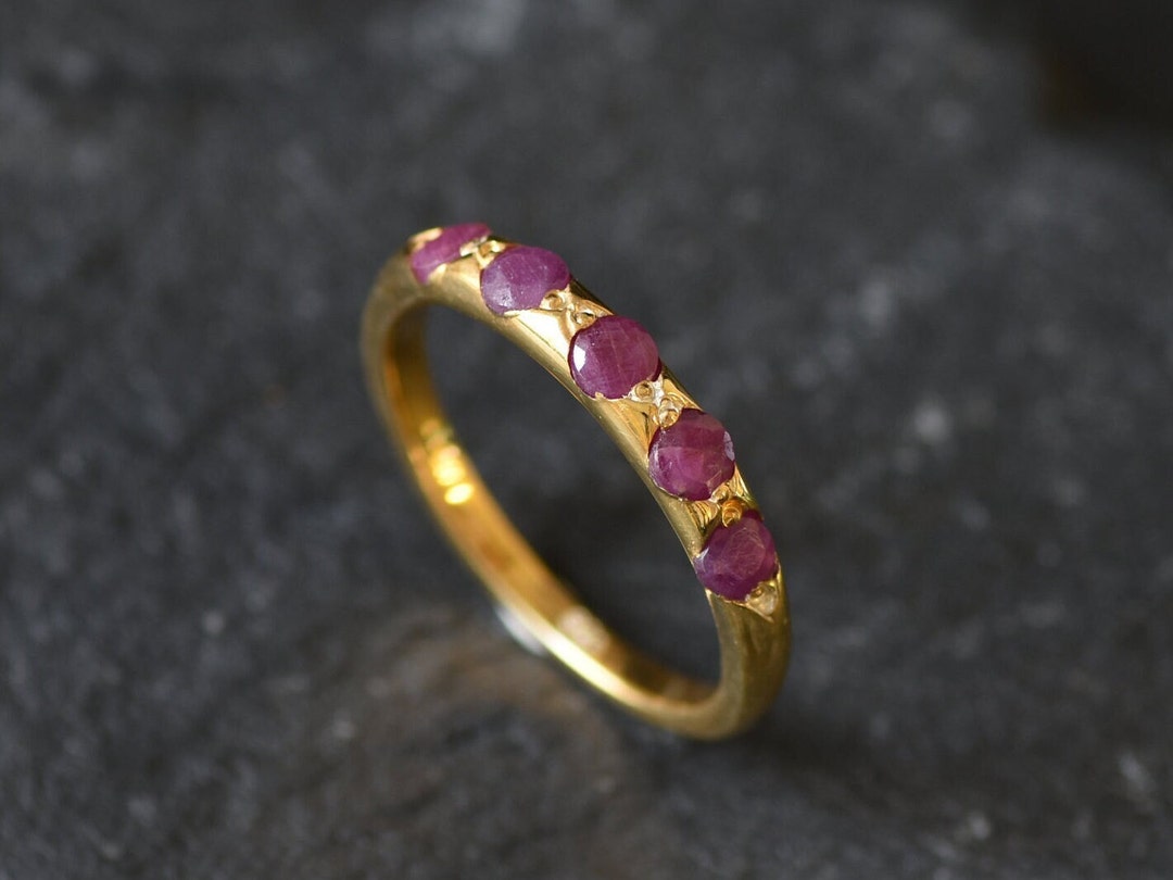 Gold Ruby Band, Natural Ruby Ring, July Birthstone, Stackable Ring, Ruby Vintage Ring, Gold ...