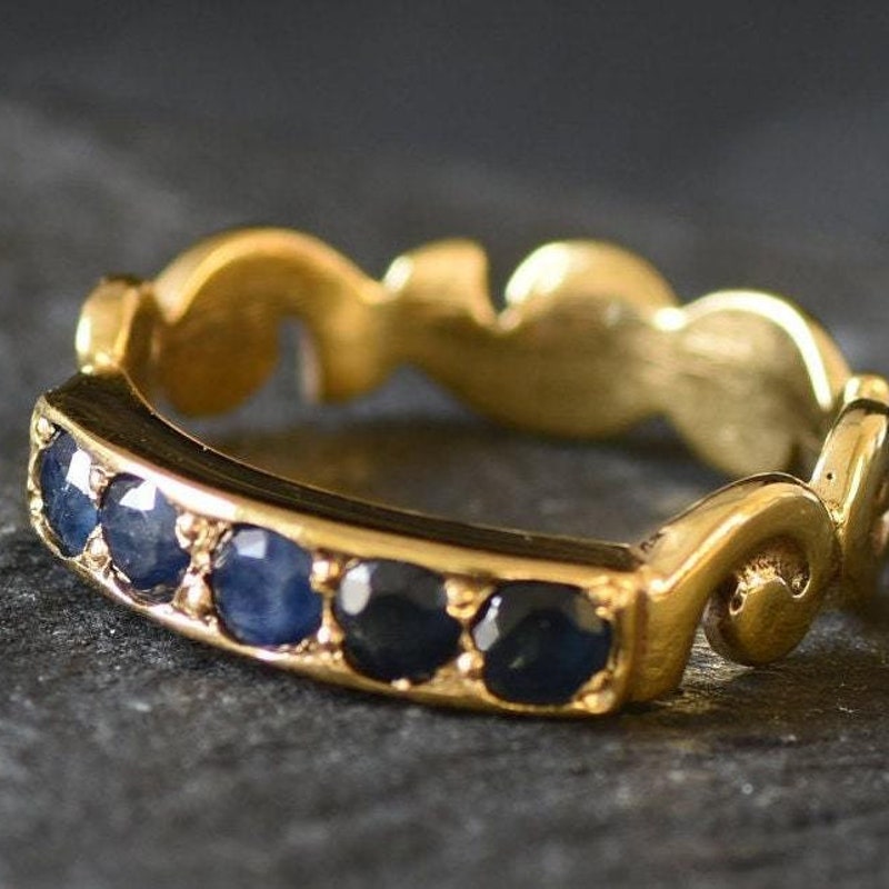 Gold Sapphire Ring - Etsy
