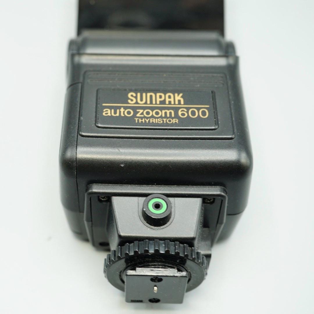 1980s Sunpak Auto Zoom 600 Bounce/zoom Flash Unit, Previously Owned - Etsy