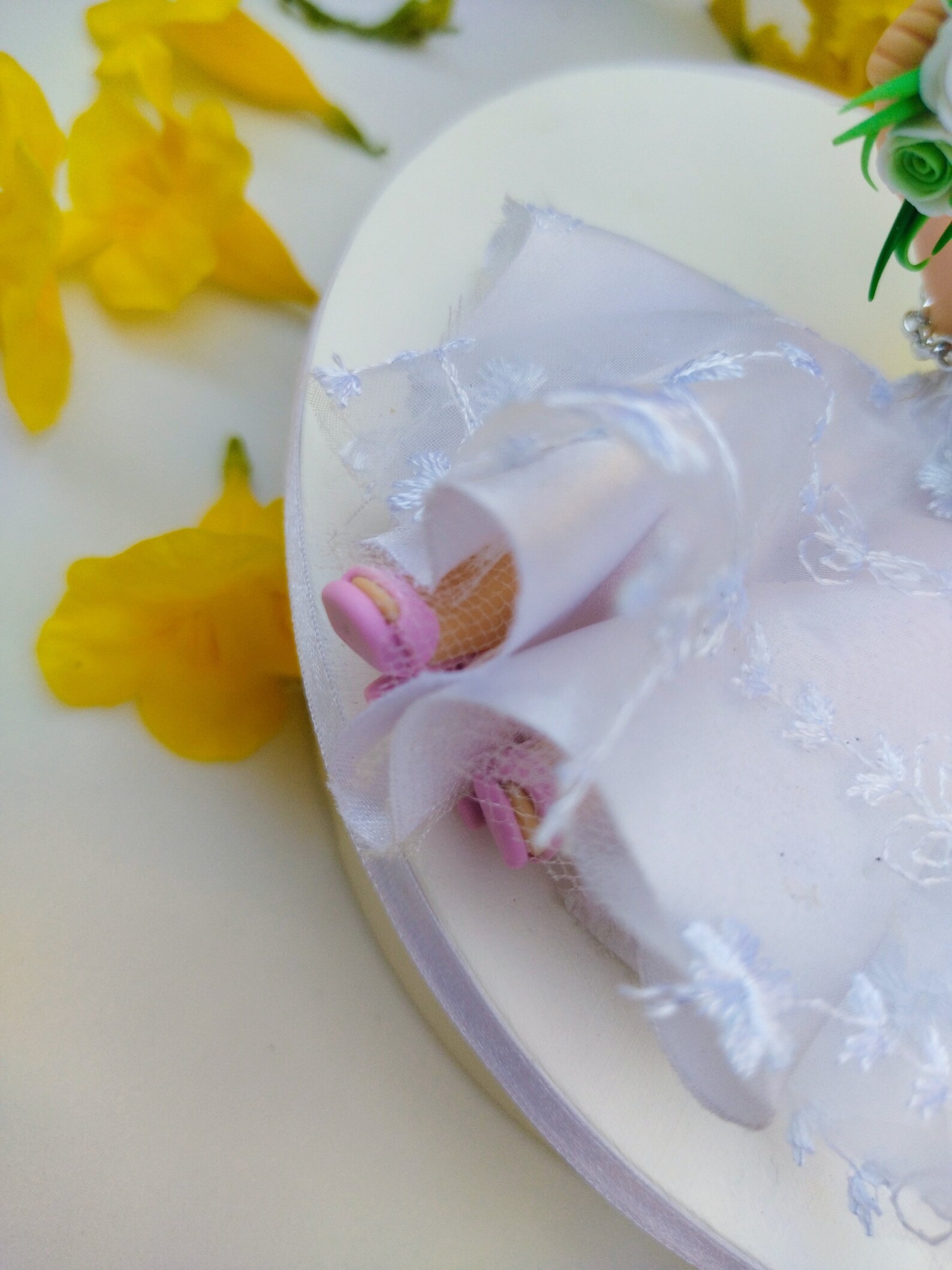 Bride Dragging Groom Cake Topper / Funny Wedding Topper From Mr. & Mrs ...