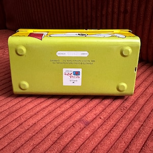 Vintage SNOOPY Lunch Metal Box, King-steeley 2000 Snoopy’s Doghouse Red ...