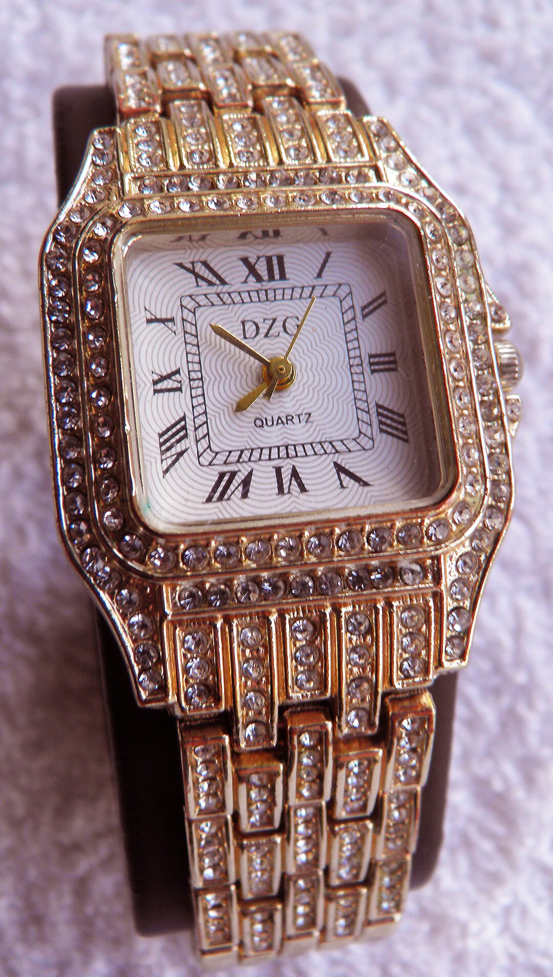 DZG Quartz Watch - Etsy