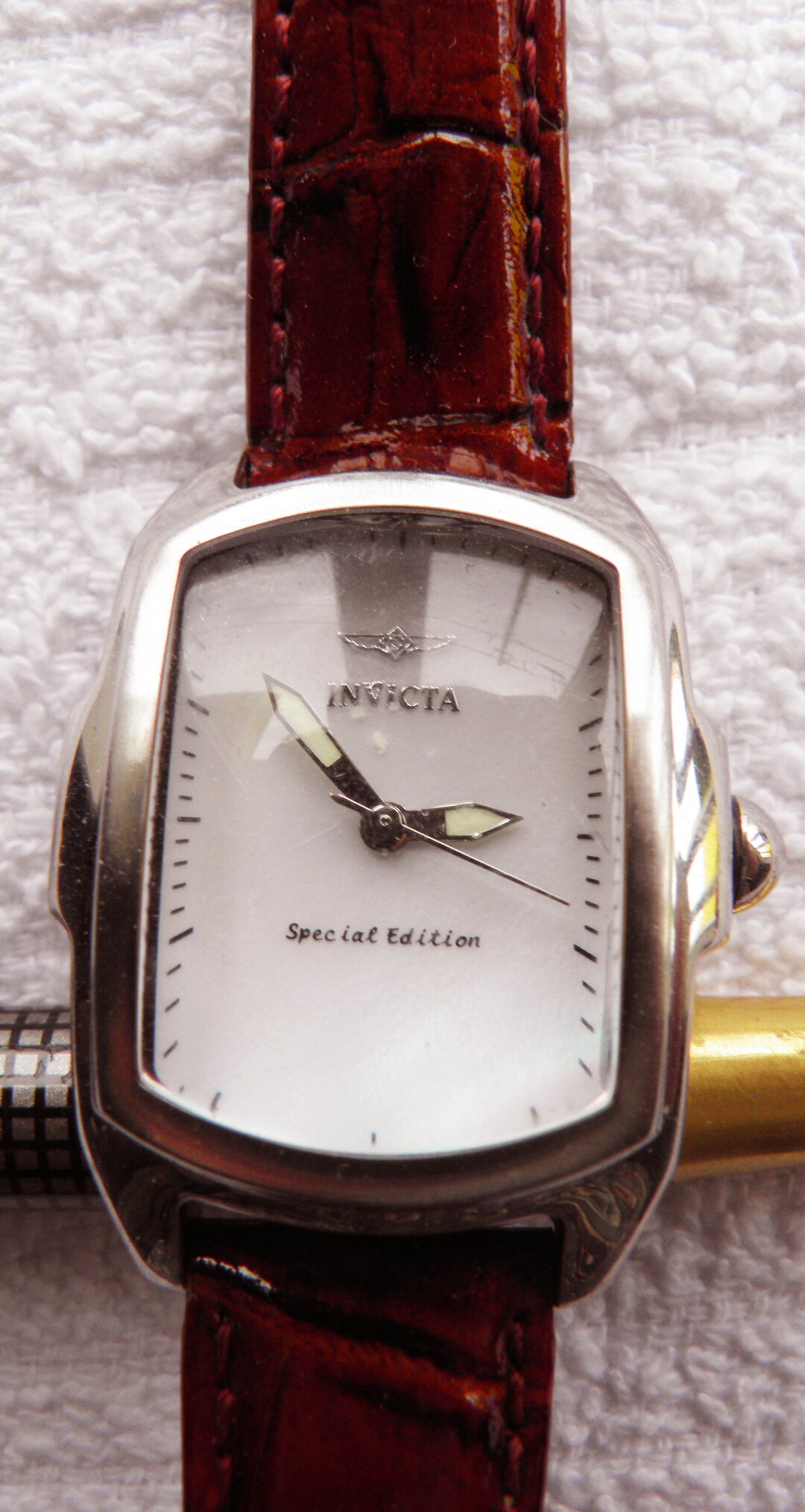 Invicta Lupah 5168 the Last Word Special Edition Tritnite Women Quartz ...