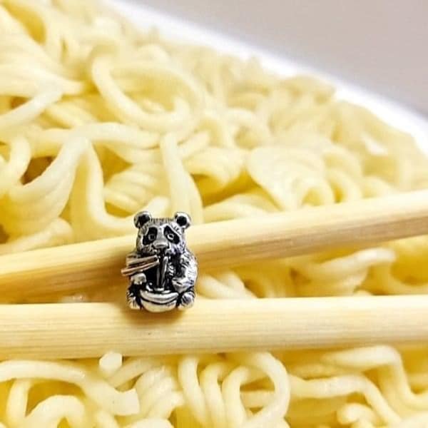 Panda in Europe - Etsy