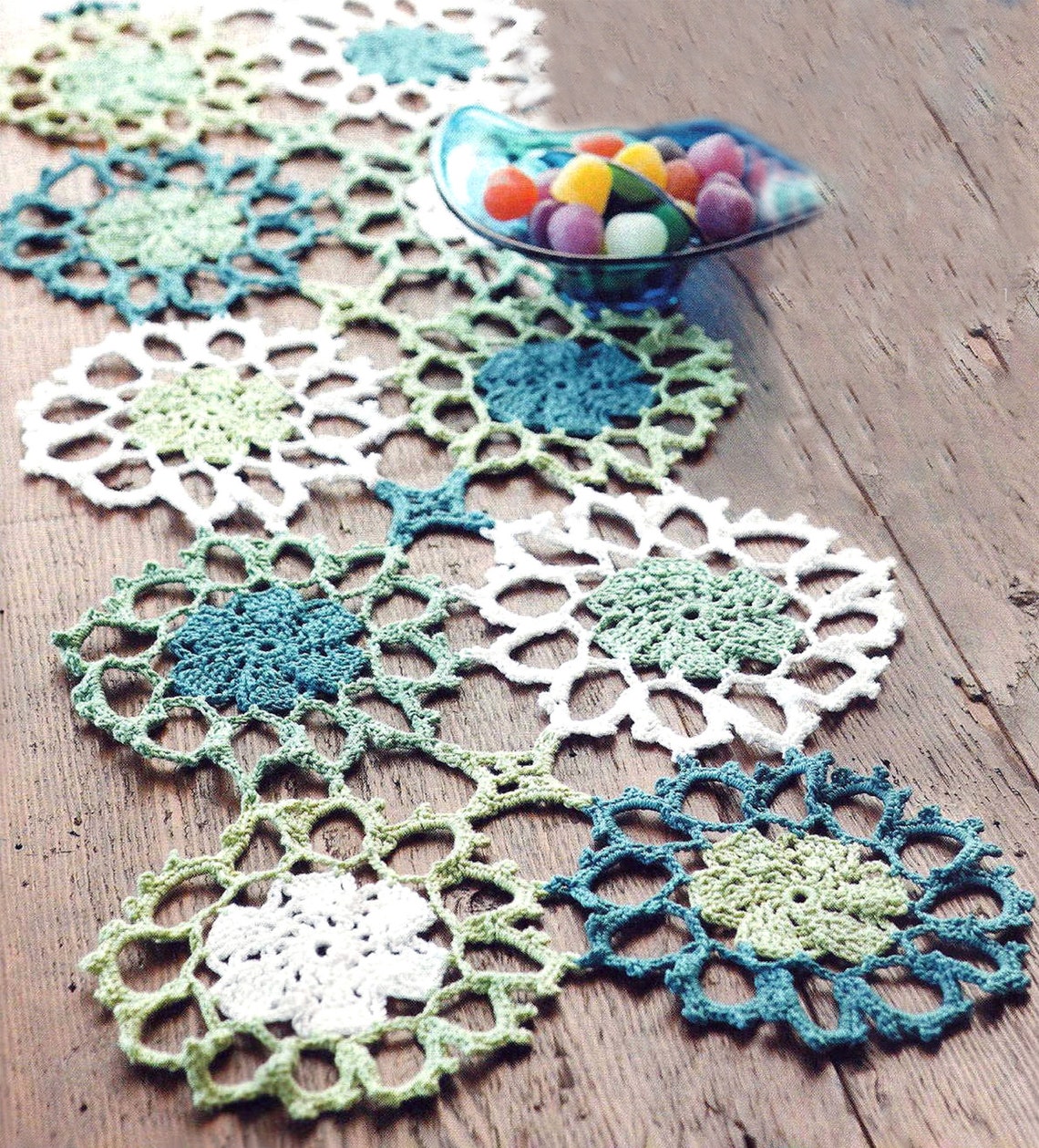 Gorgeous Crochet Table Runner Pattern With Flowers Crochet PDF Pattern ...