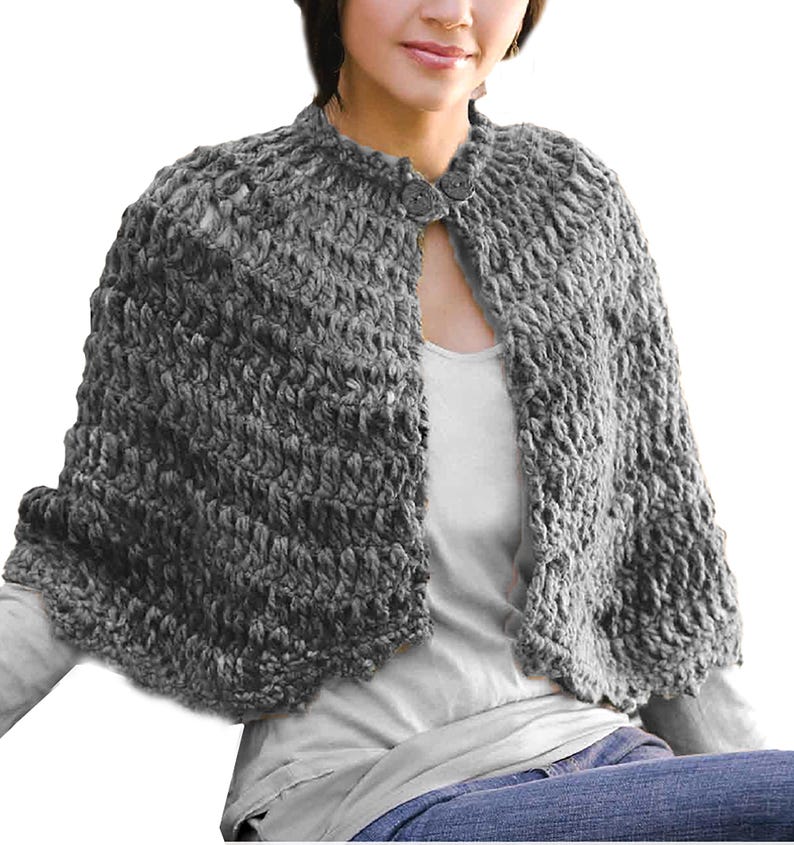 Short Crochet Cape | Easy Crochet Pattern Bulky Yarn | Women's Wrap ...