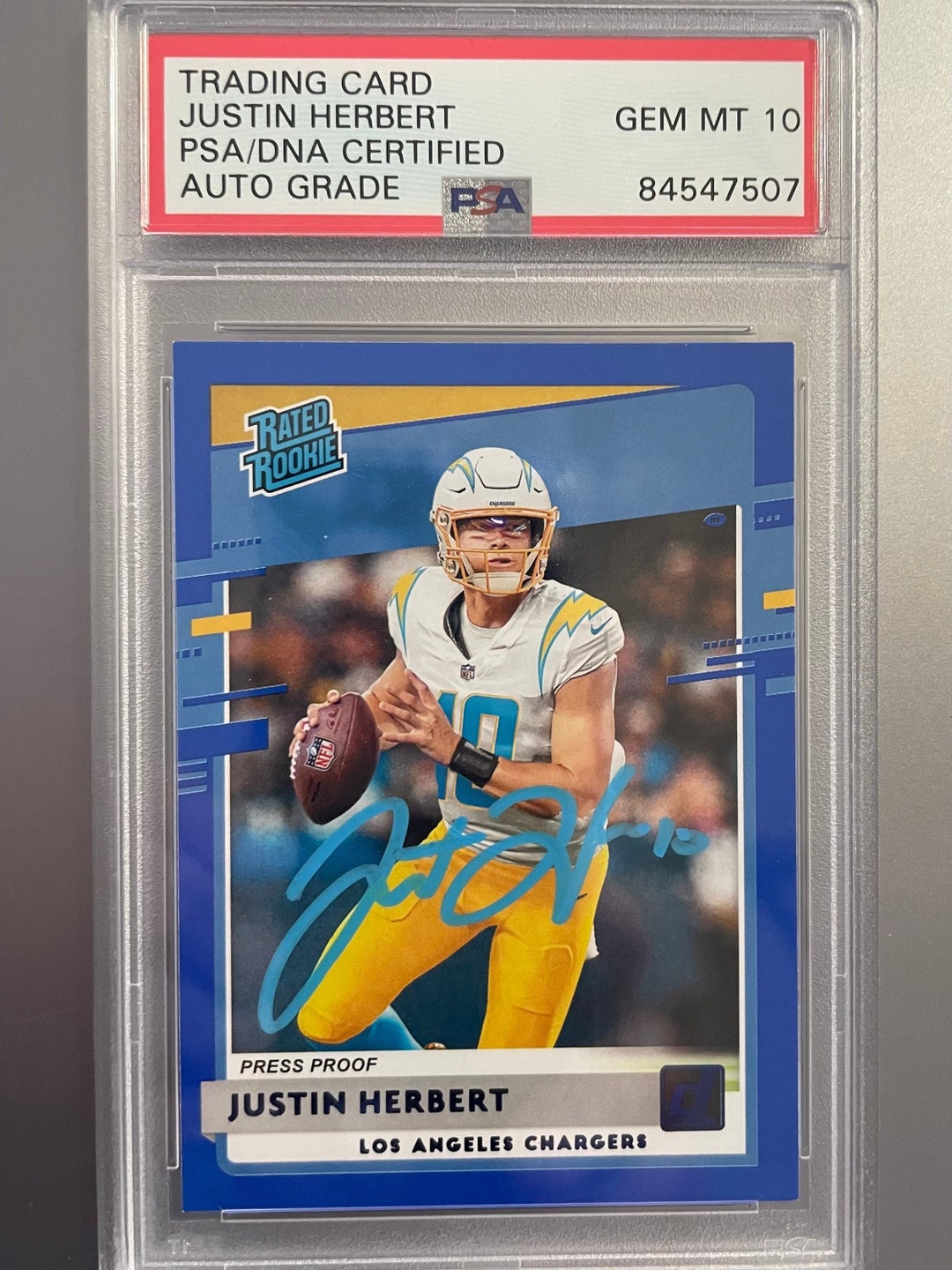 2020 Justin Herbert Signed Rookie Card: Donruss Blue Press Proof, PSA ...