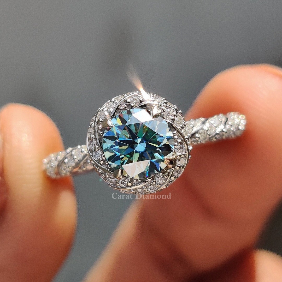 Twisted Halo Engagement Ring, 1.36TW Round Cyan Blue Moissanite Ring ...