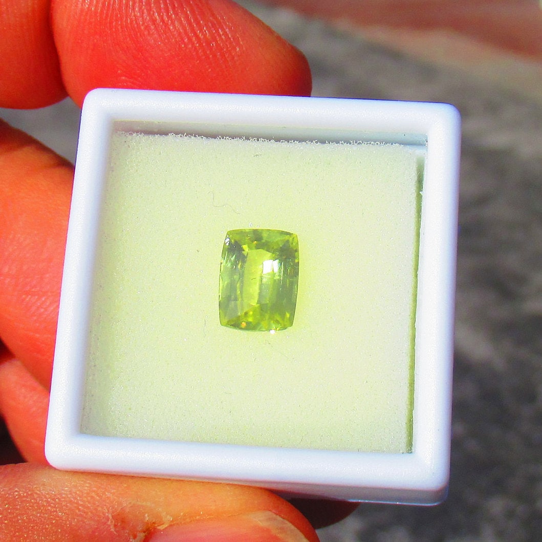 Golden Yellow Hyacinth Zircon, Tanzania. 4.38 Ct. Cushion Cut. Loose ...