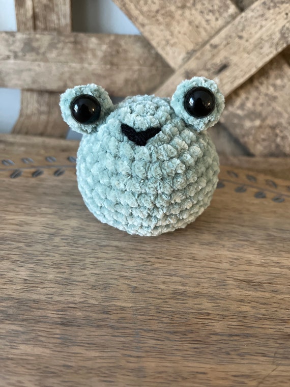 Mini Crochet Frog - Etsy