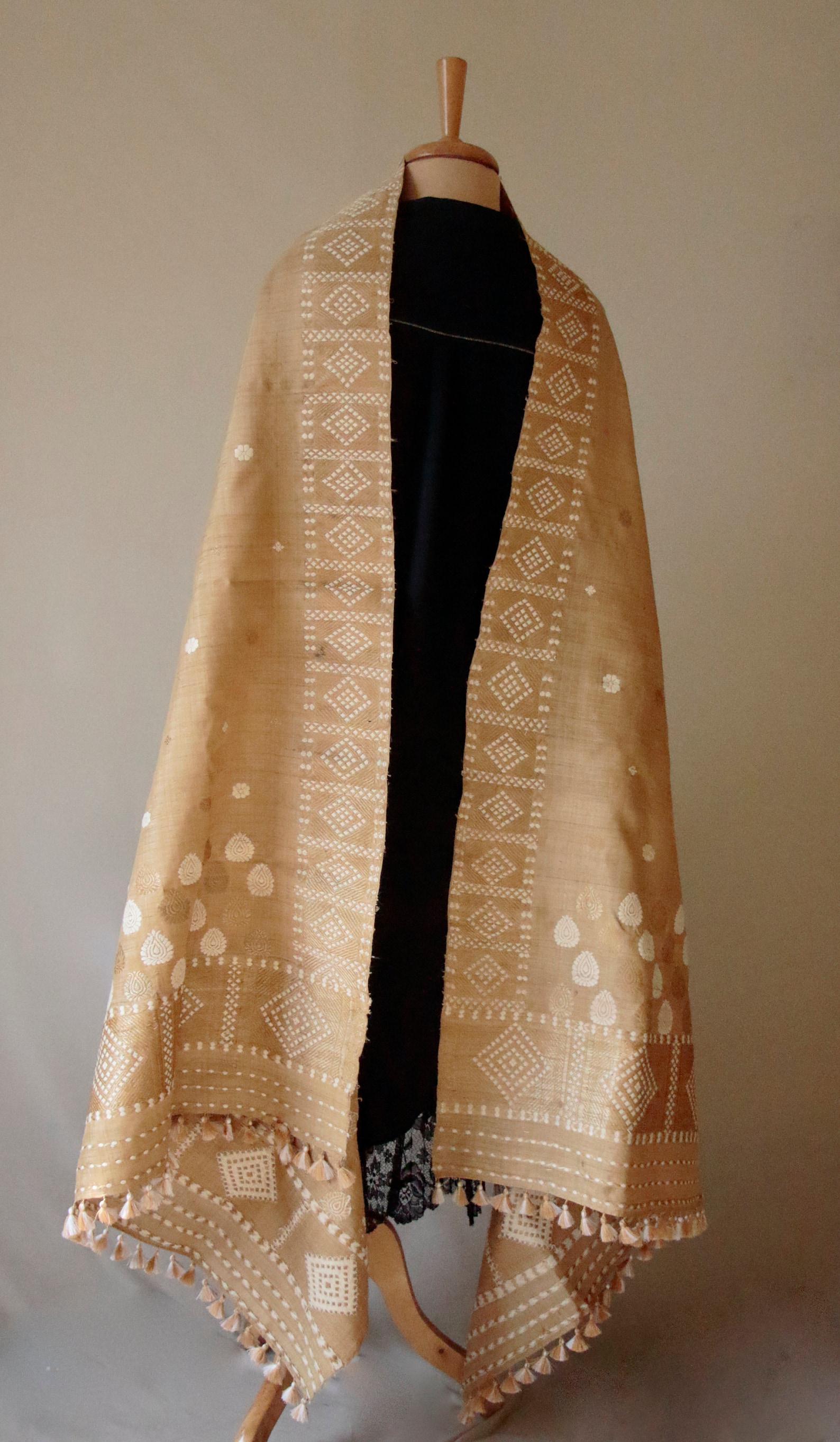 Hand Woven Authentic Muga Silk Shawl / Dupatta With Muga Silk and Eri ...