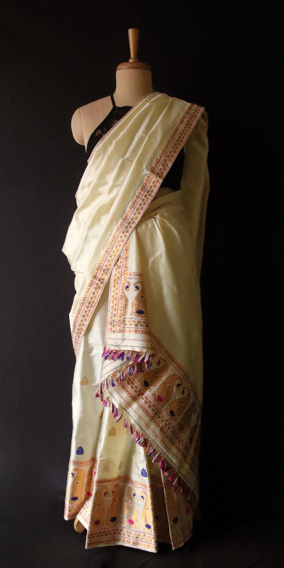 Cream Colour Traditional Pure Silk Mekhela Chador Set From Assam ...