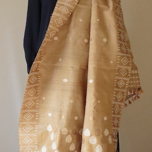 Hand Woven Authentic Muga Silk Shawl / Dupatta With Muga Silk and Eri ...