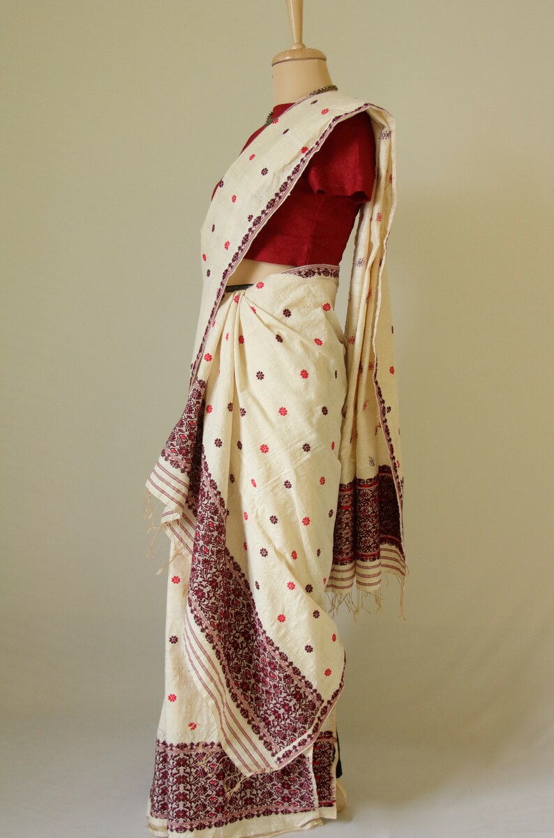 Traditional Silk Mekhla Chadar From Assam | Etsy