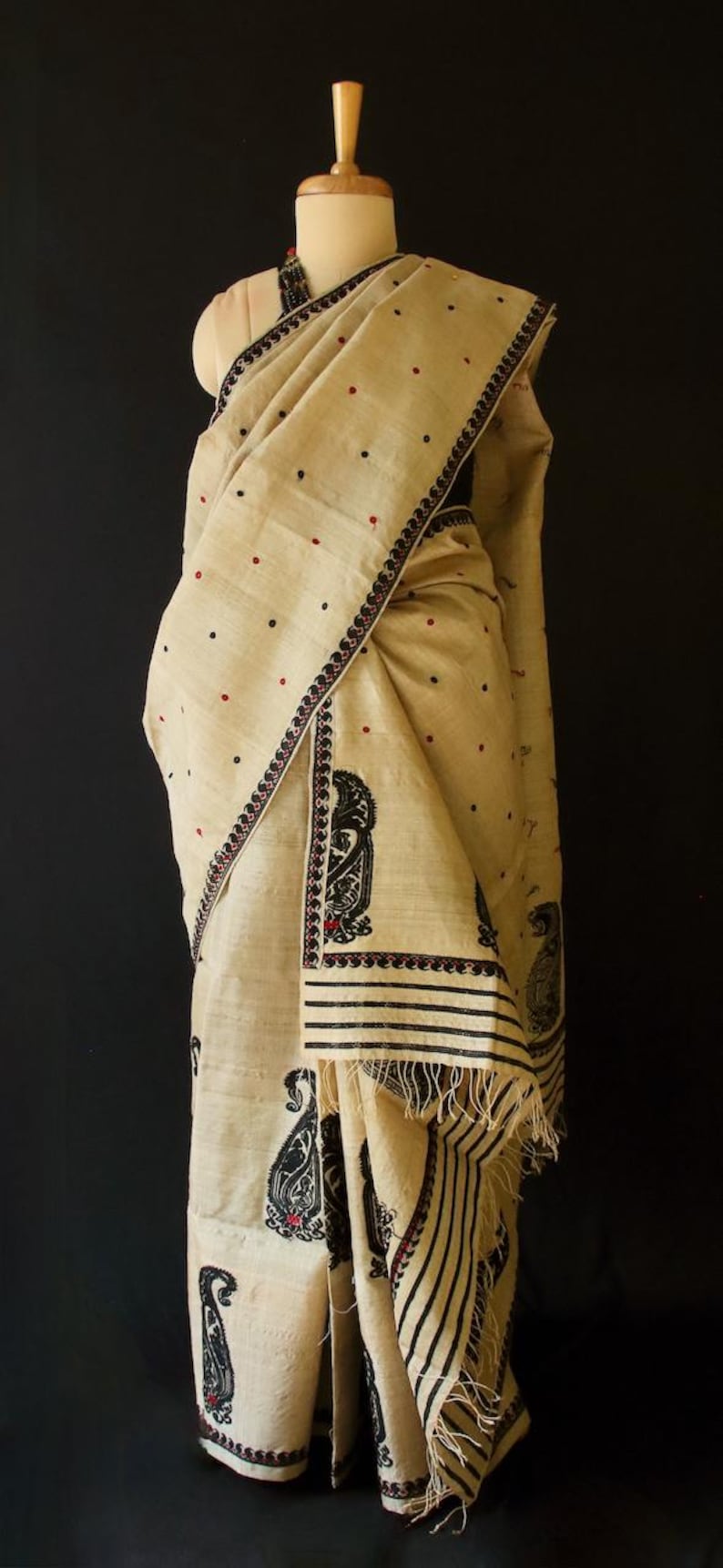 Authentic Muga Silk Traditional Design Mekhela Chador Set From Assam ...