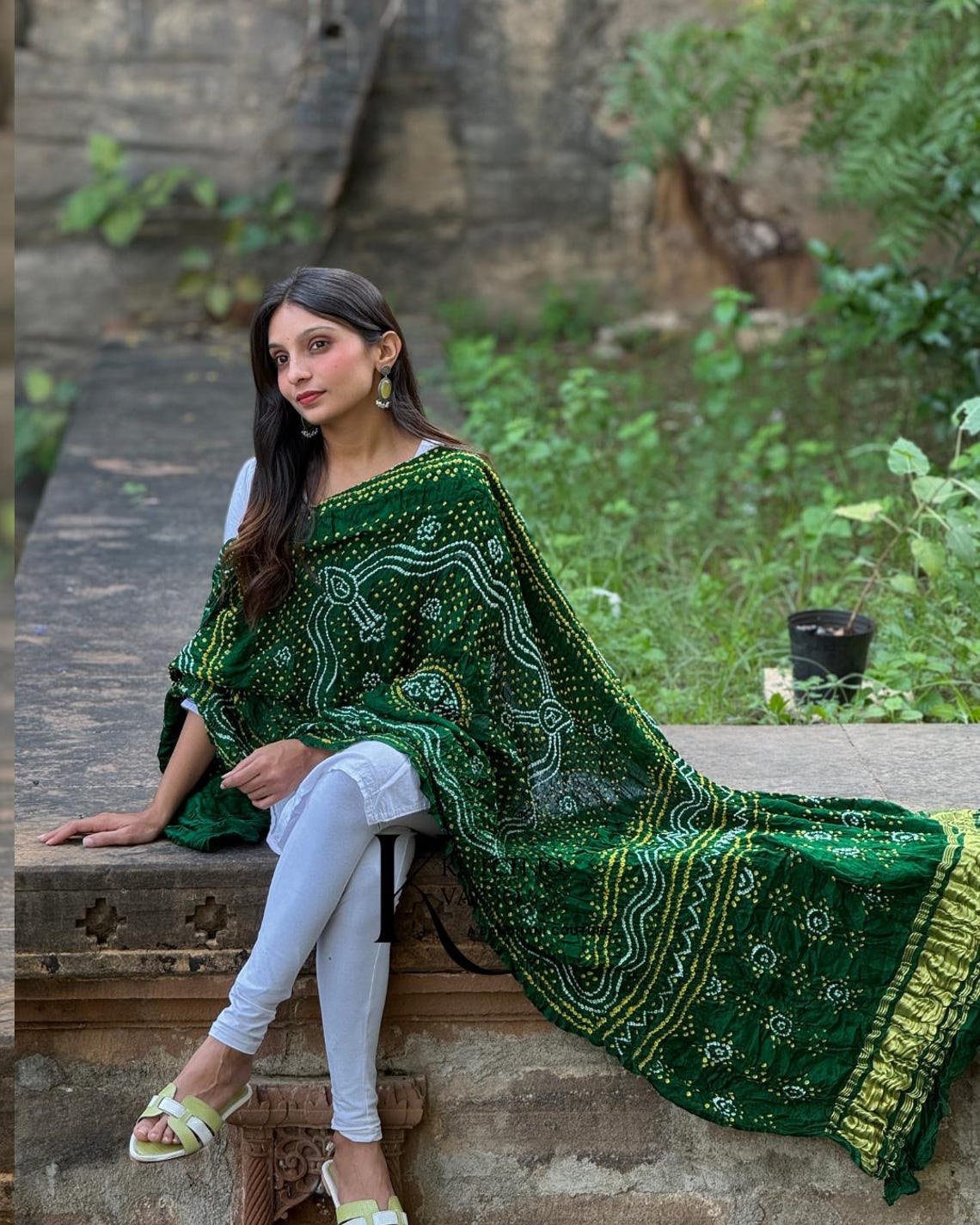 Green Gaji Silk Bandhani Dupatta: Handcrafted Chandrokhani Kutch ...