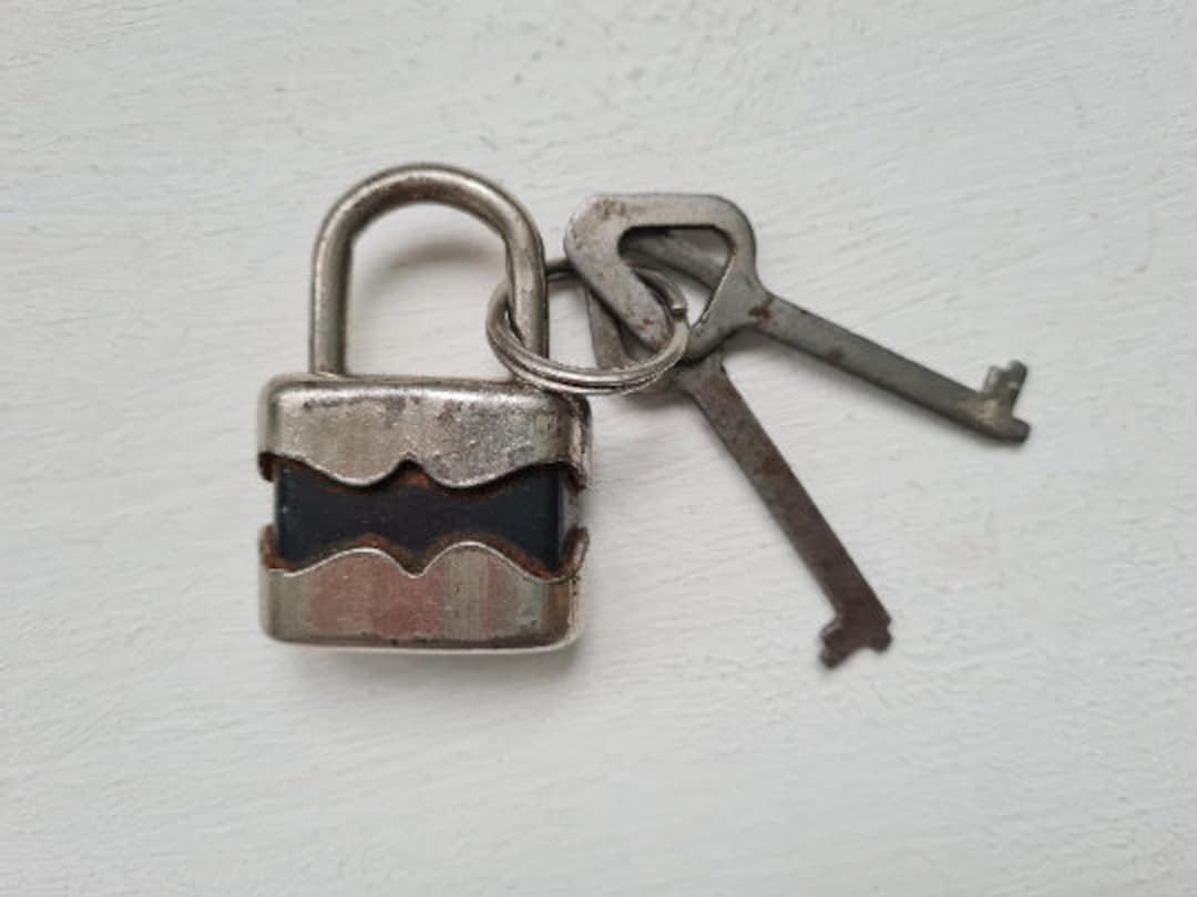 Soviet Vintage Working Padlock With Keys Collectible Pad Lock - Etsy