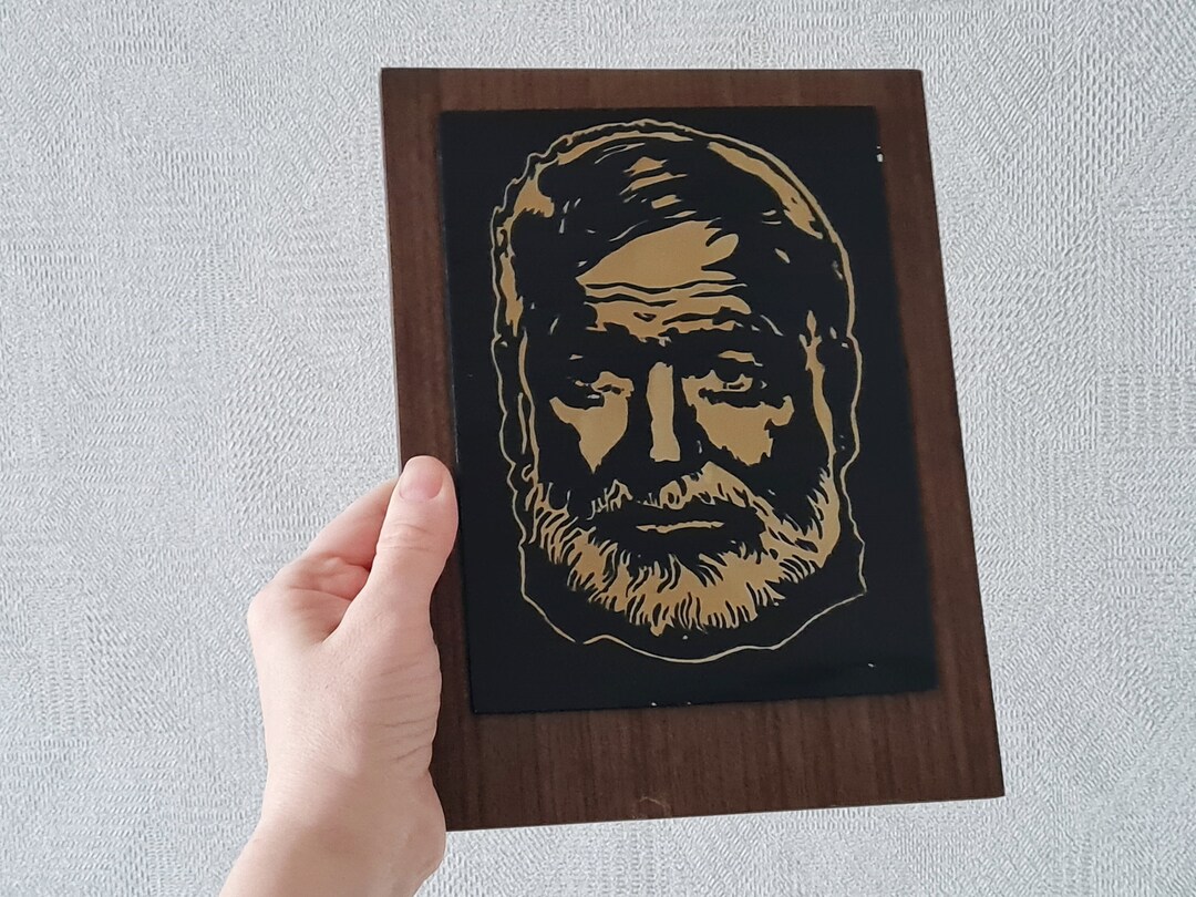 Ernest Hemingway, Soviet Vintage Metal Wall Art, Gift for Writers, Gift ...
