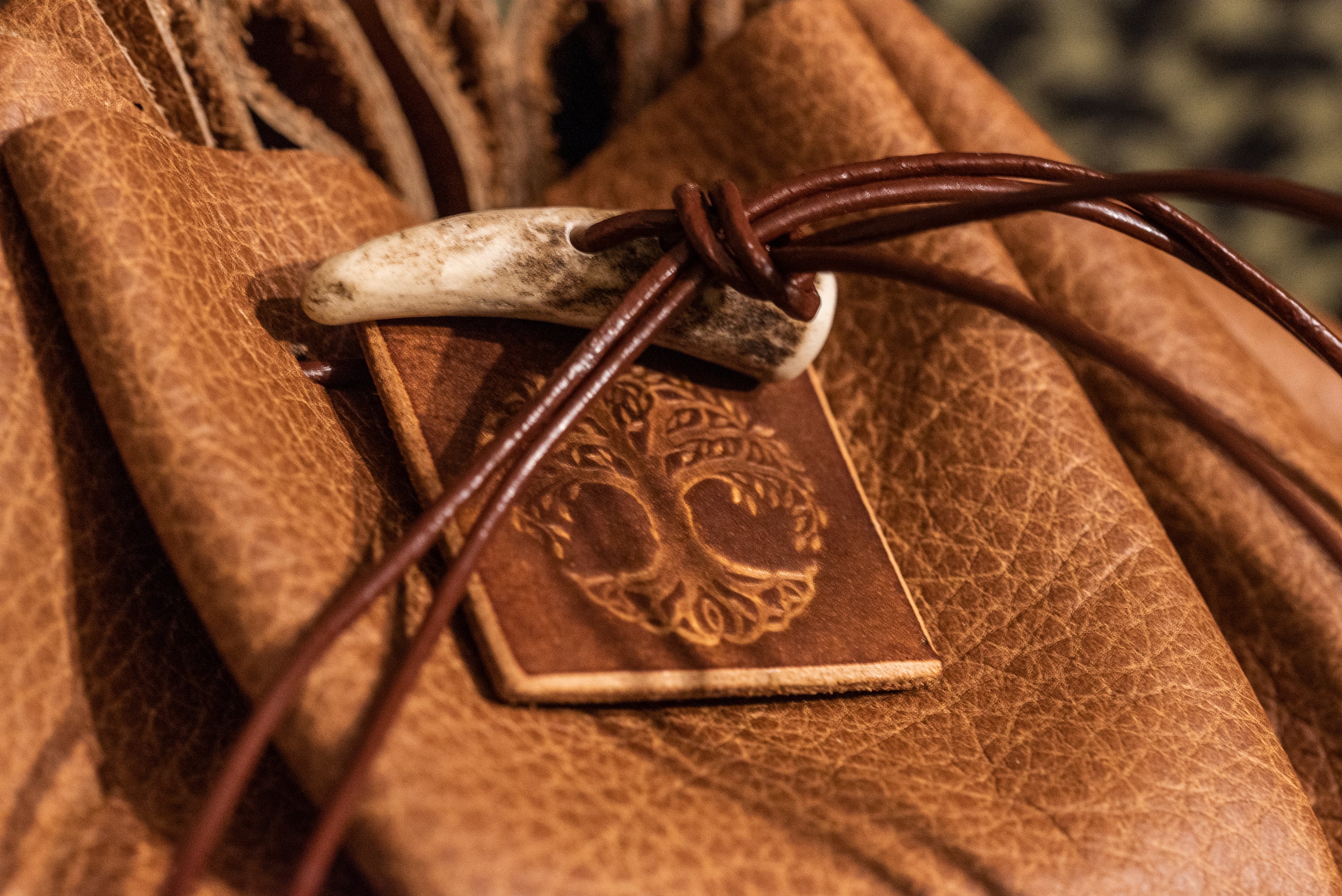 Large Leather Tinder Kit (Bushcraft) - Etsy.de