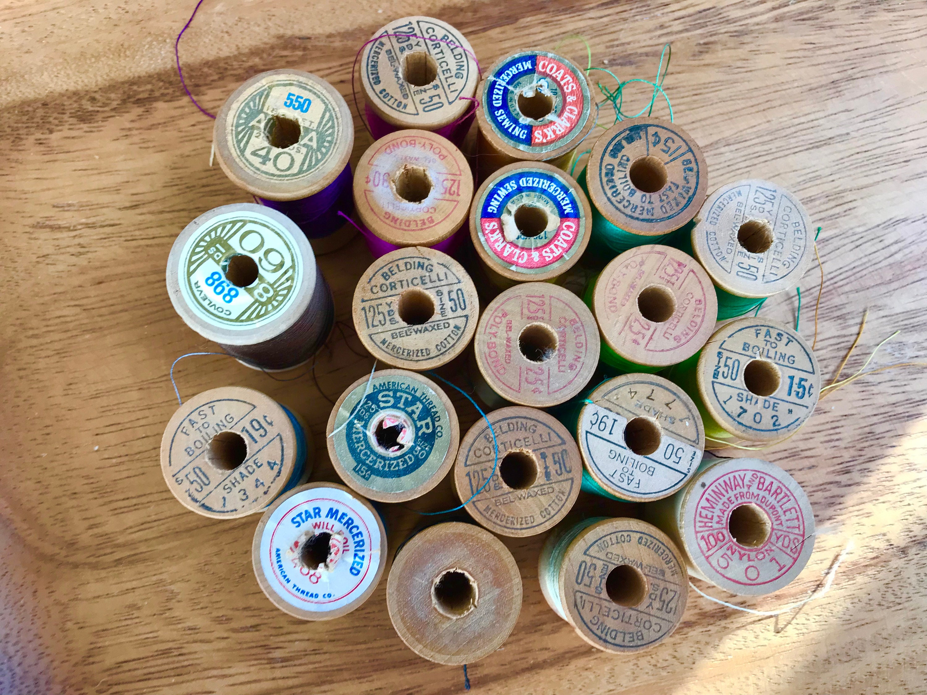 Vintage Wooden Spools W/original Thread-1940-1960 - 20 Old Spools in ...
