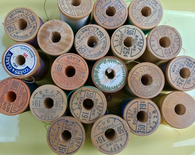 Vintage Wooden Spools W/original Thread-1940-1960 20 Old Spools in ...
