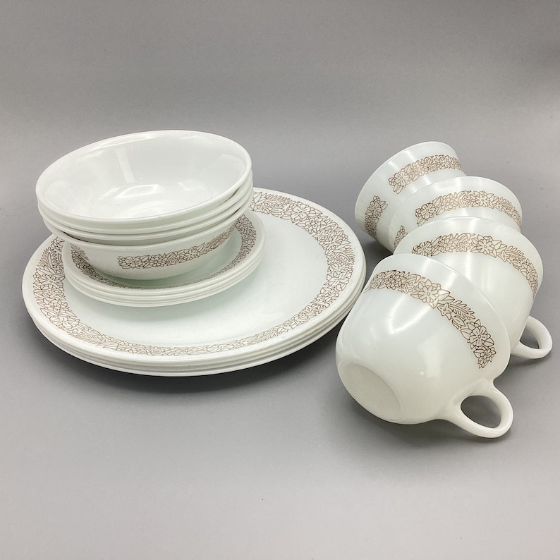 Vintage Corelle 16-piece Dinnerware Set * "woodland Brown" - Etsy