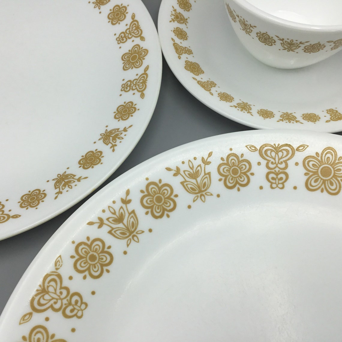 Vintage Corelle 20-piece Dinnerware Set butterfly Gold - Etsy