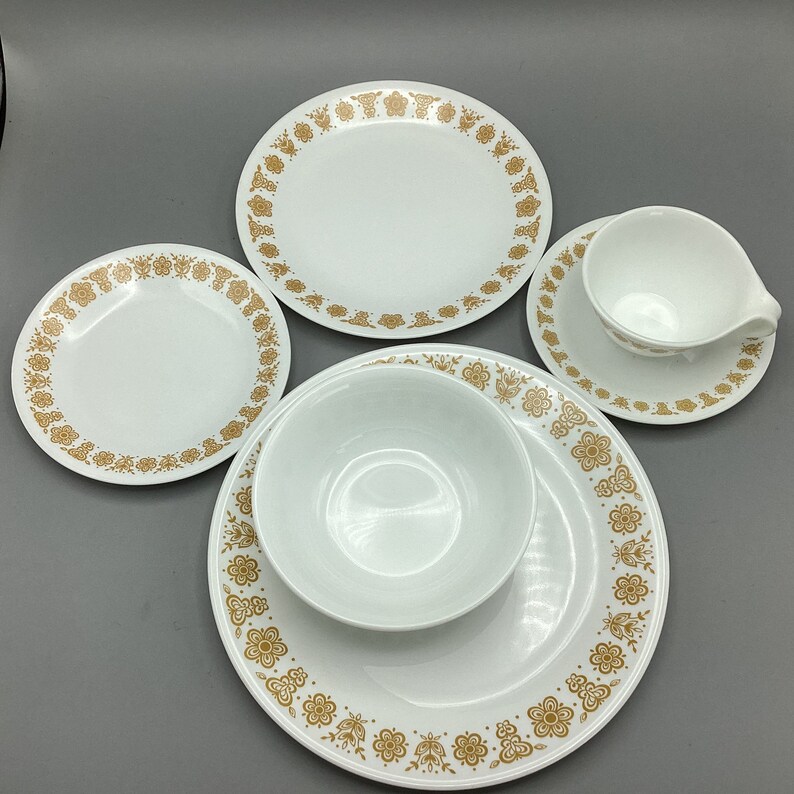 Vintage Corelle 24-piece Dinnerware Set * "butterfly Gold" - Etsy