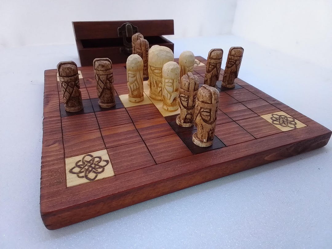 HNEFATAFL. BRANDUBH. BOARDGAME. RPG. Pyrography. Historical ...