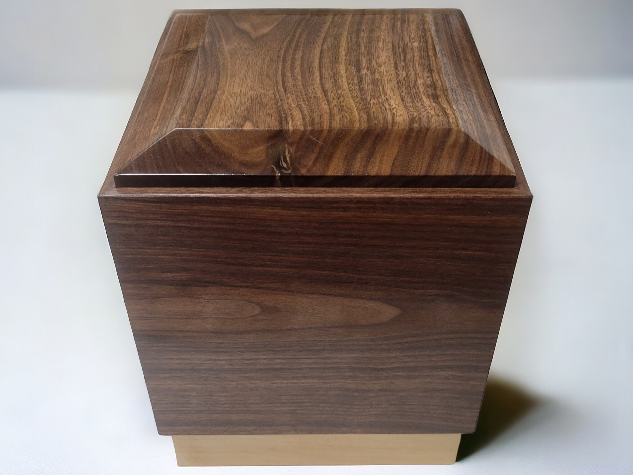 Handmade Walnut & Maple Wooden Urn: Personalized Memorial Keepsake - Etsy