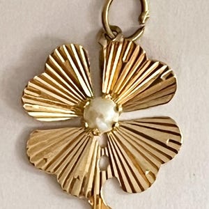 Vintage 14k Gold Real Pearl 4 Leaf Clover Shamrock Charm Pendant Signed ...