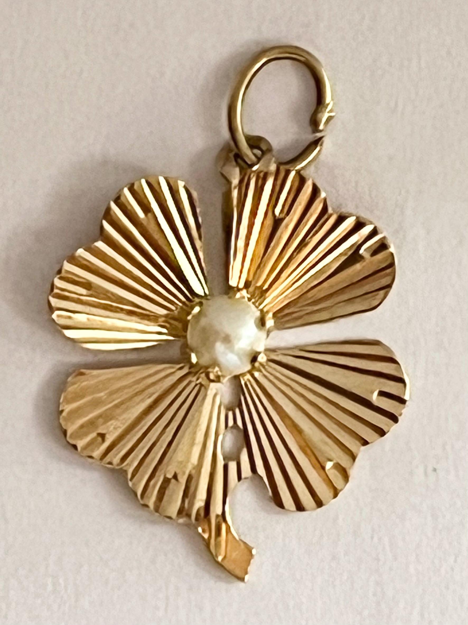 Vintage 14k Gold Real Pearl 4 Leaf Clover Shamrock Charm Pendant Signed ...