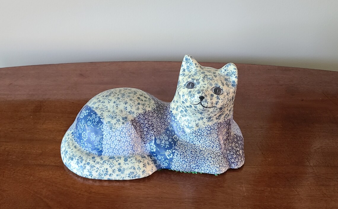Vtg Ceramic Calico CAT Covered in BLUE & WHITE Patchwork - Etsy