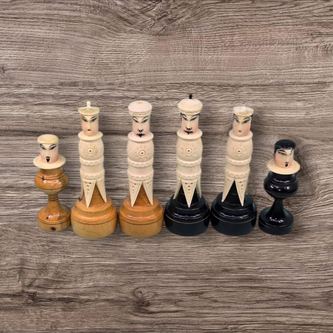 Vintage Tarascan Pulpit Art Deco Style Wood & Carved Chess Pieces - Etsy