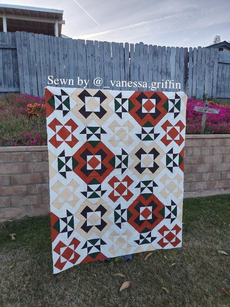 Splash of Royalty Quilt Pattern PDF Download Traditionally | Etsy