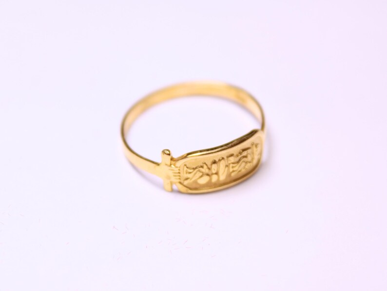 Cleopatra Name Plate 18K Gold Cartouche Ring | Egyptian Pharaonic ...