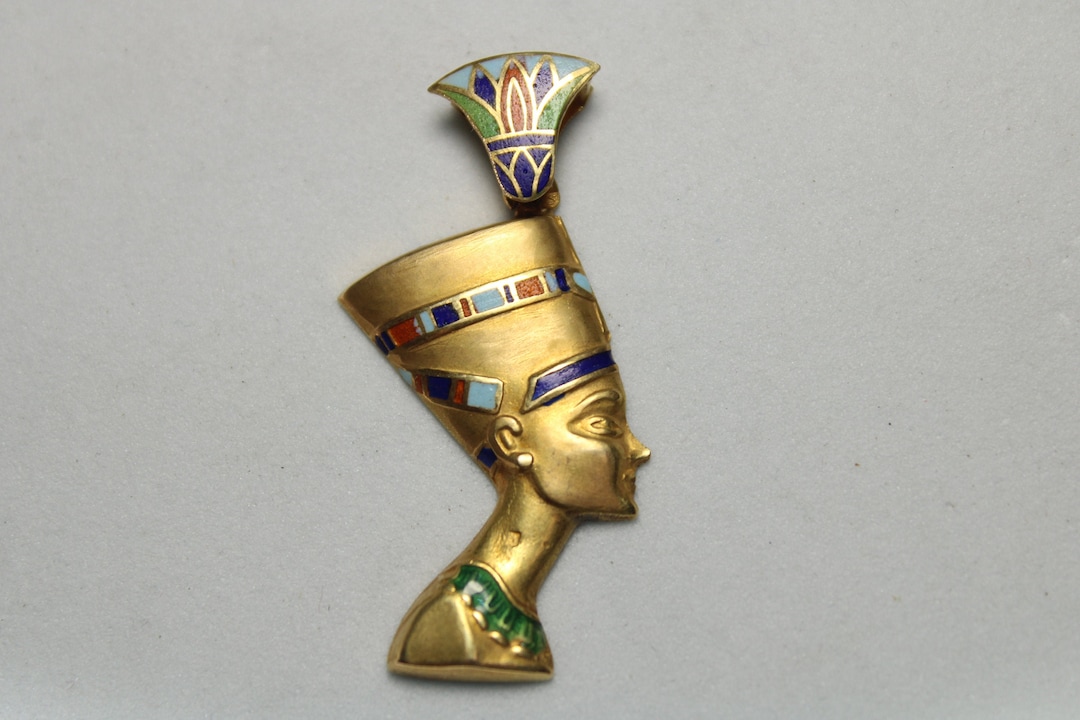 Egyptian Queen Nefertiti Mask Yellow Gold 18K With Stones Pendant ...