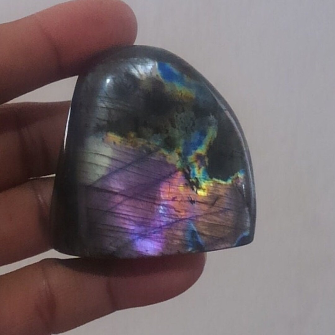 Spectrolite 153gr Purplish Pink and Gray Blue Mini Free - Etsy