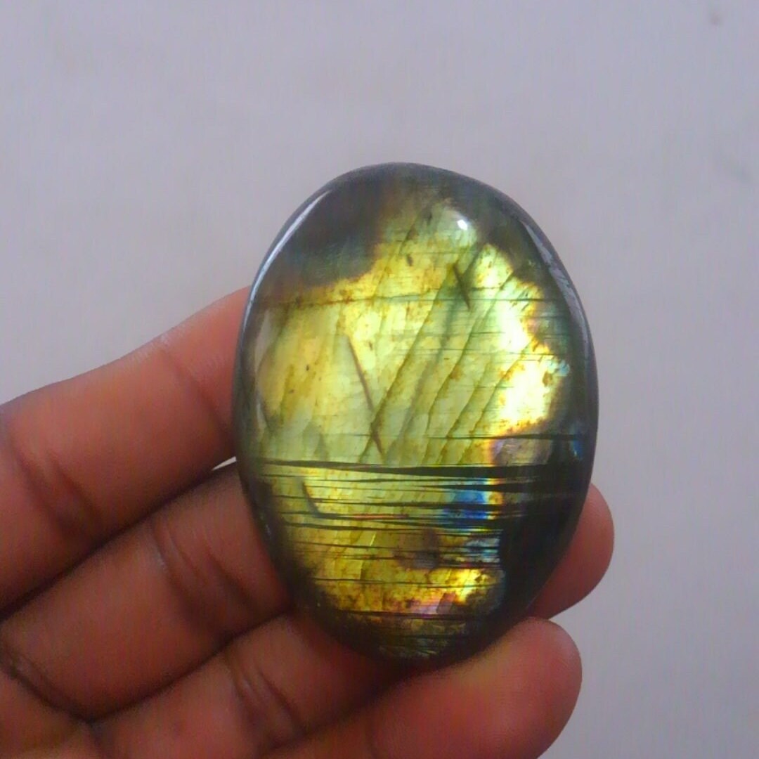 Spectrolite 68gr Golden Yellow Green and Blue With Patterns Oval Pebble ...